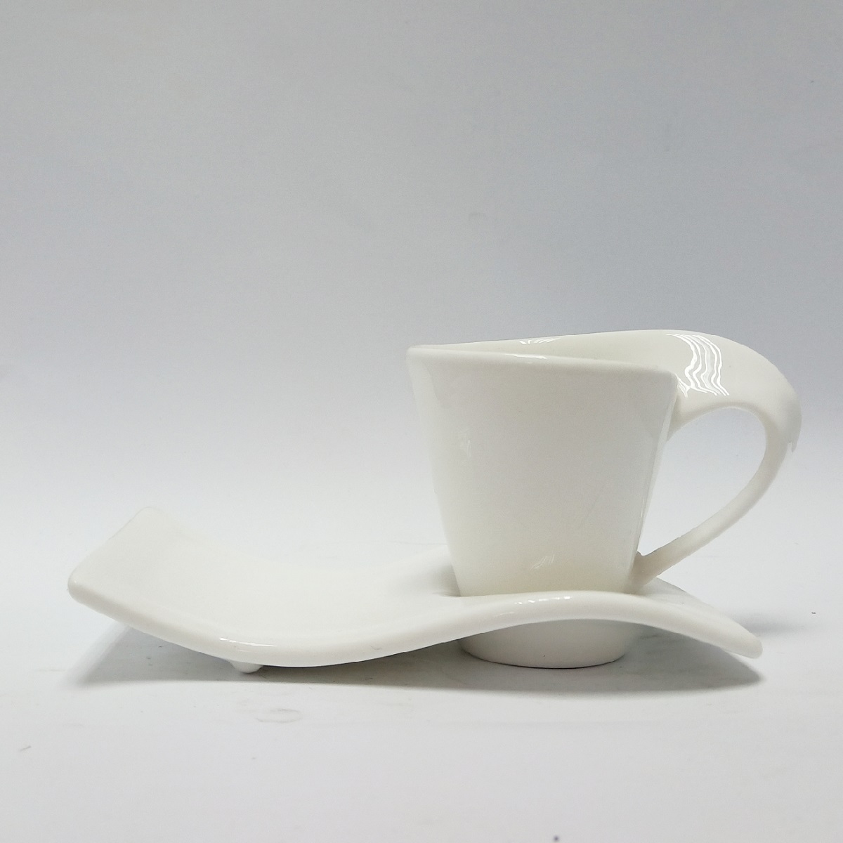 Wave Cup & Saucer 120ml